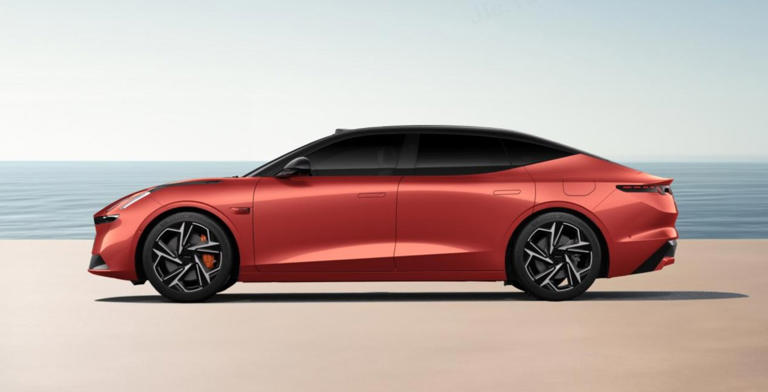 配580kW四驱动力！领克Z10加推四驱Halo版