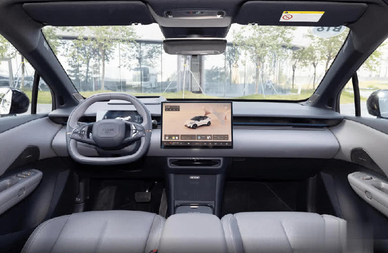 领克Z20基于SEA浩瀚架构，动力续航单一，适合家庭用户