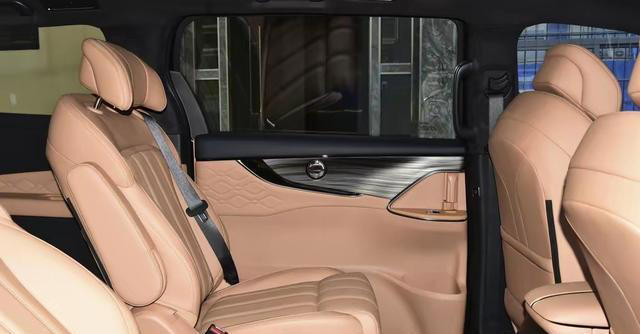 15.99万起，星海V9厂家质保8年+续航1300km，合适刚需家庭选择！