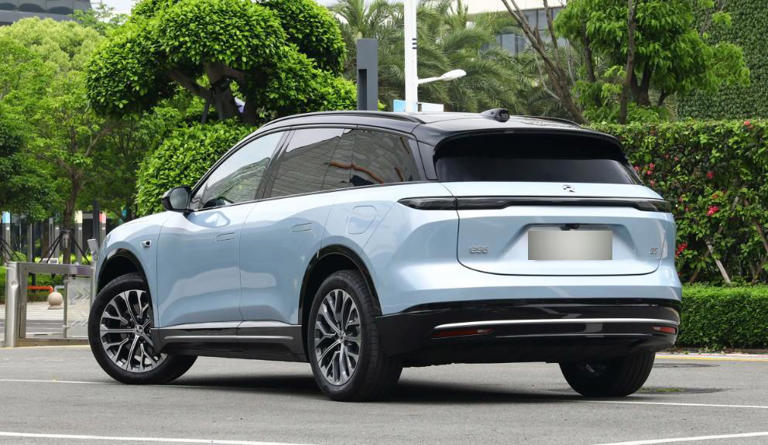 主打智能豪华，指导价33.8万，蔚来ES6能给人怎样的体验？