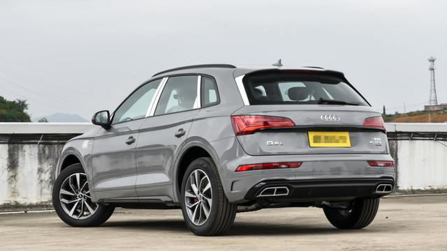 降9.8万还配四驱, Q5L典藏版真香价来了