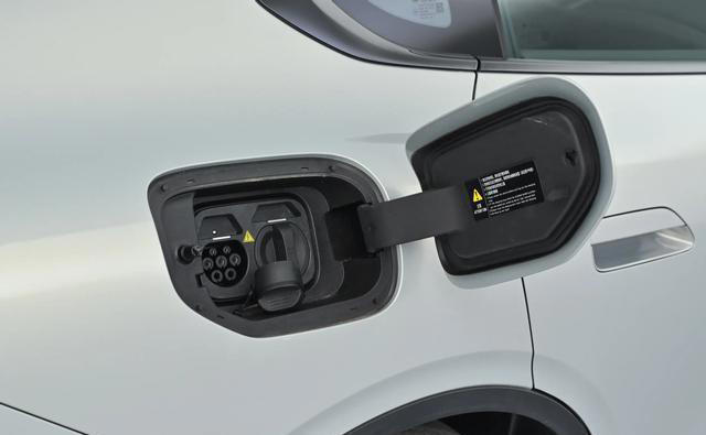 26款深蓝L06，续航670公里，3C快充，零百加速5.9秒，轴距2米9