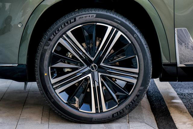 2.0T+9AT！荣威RX9起售价不到20万