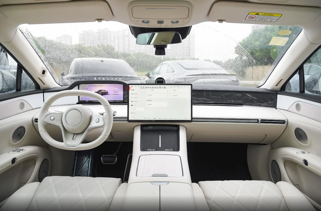 售价42.98万！享界S9新车型上市，续航达816公里