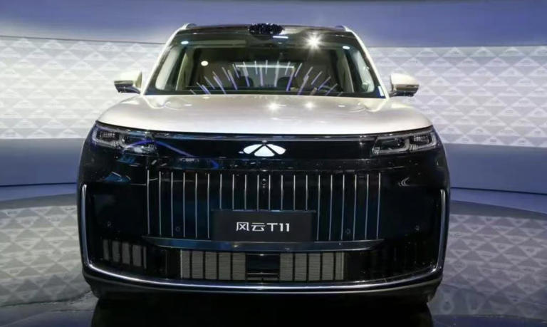 奇瑞风云T11上市，17.99万起买大六座SUV，面子给足