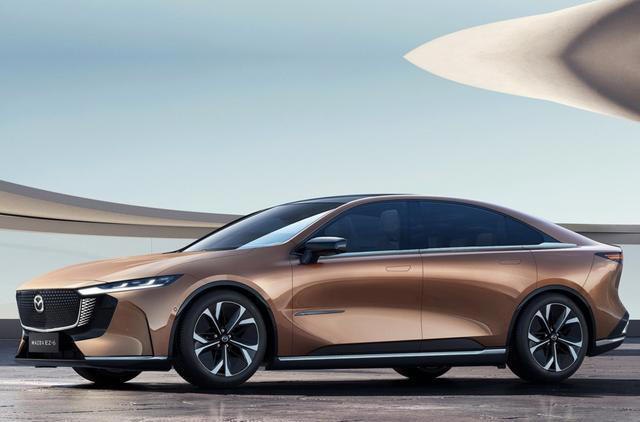 马自达EZ-6大降价！官降20000元，续航1300km，仅售11万多