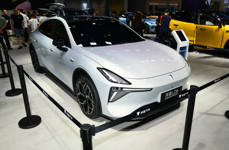 深蓝L06预售火爆，配置拉满，再造销量神话？