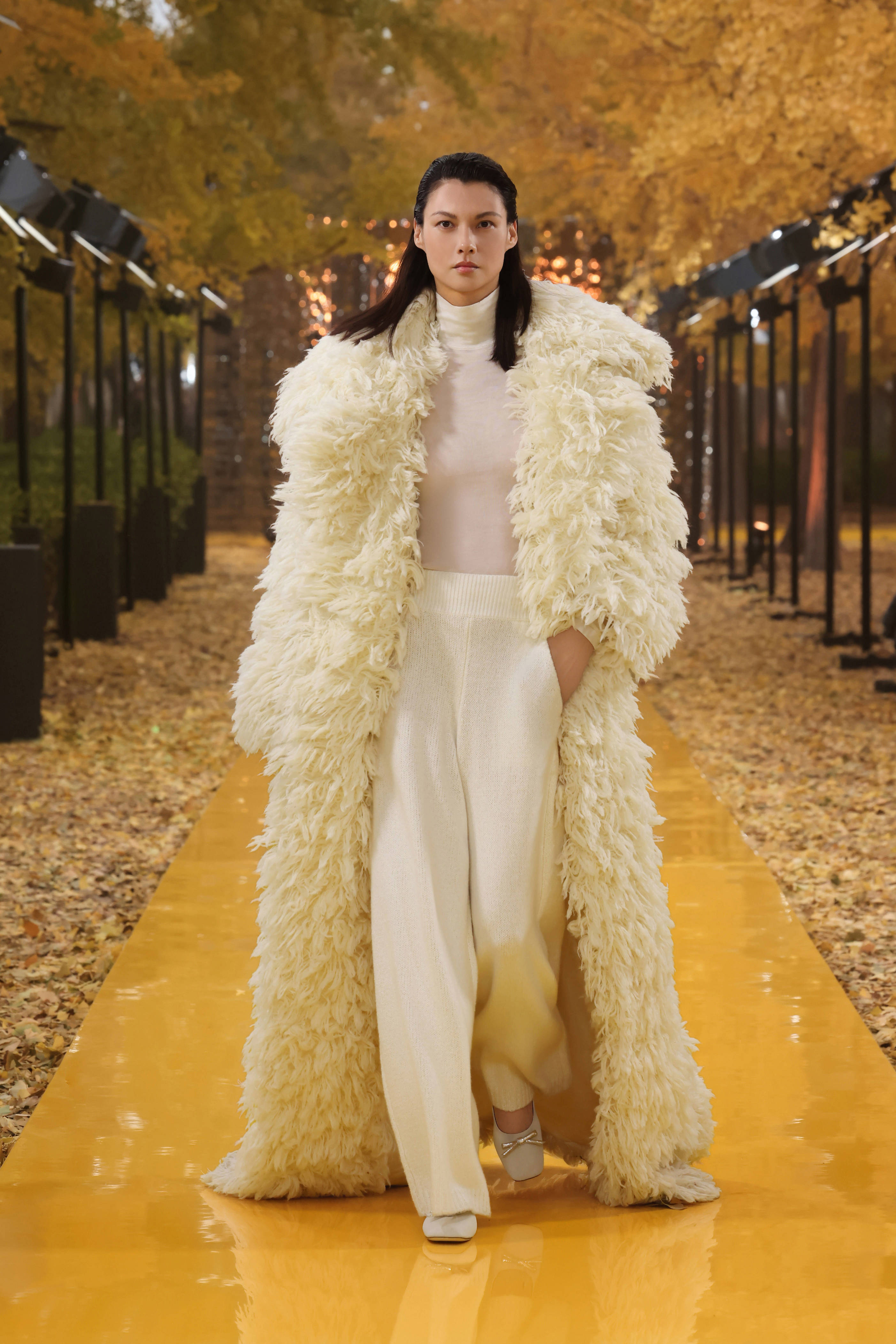 ERDOS 2025秋冬时装秀