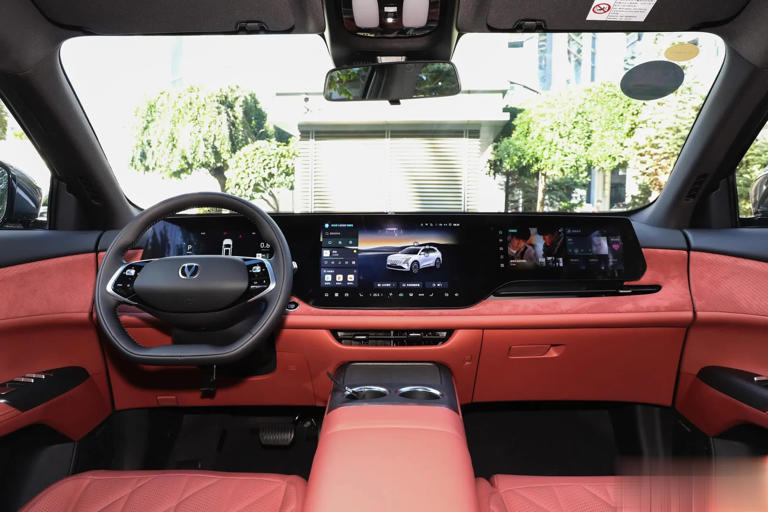 12.19万起，长安第四代CS75 PLUS正式上市