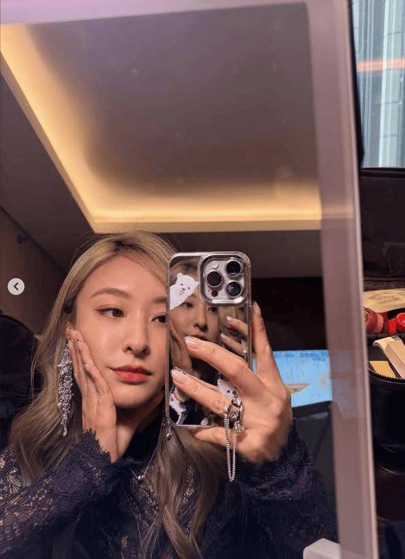 36岁TVB女星现身深圳！染黄头发和粉丝庆生！粉丝称首次见到真人！