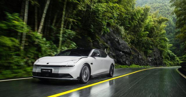 迎来万台下线！领克10EM-P靠技术普惠圈粉无数