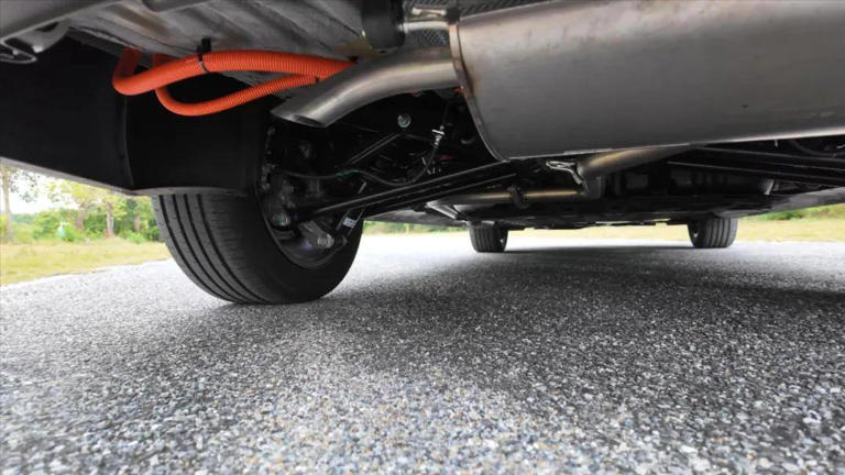 10万级MPV新选择！五菱星光730插混版动力操控体验如何？