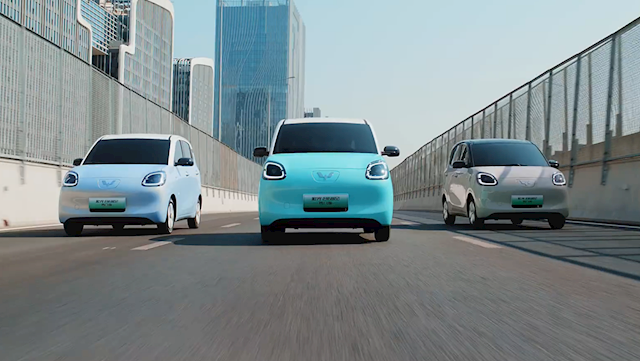 当之无愧的人民神车！五菱宏光MINIEV销量突破180万辆