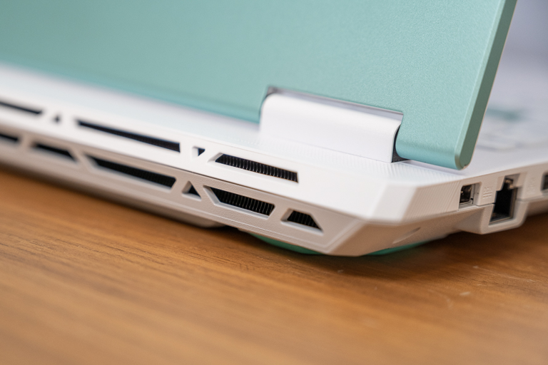 华硕天选6 Pro锐龙版测评：有颜有性能，锐龙9 9955HX搭配5070畅玩3A游戏