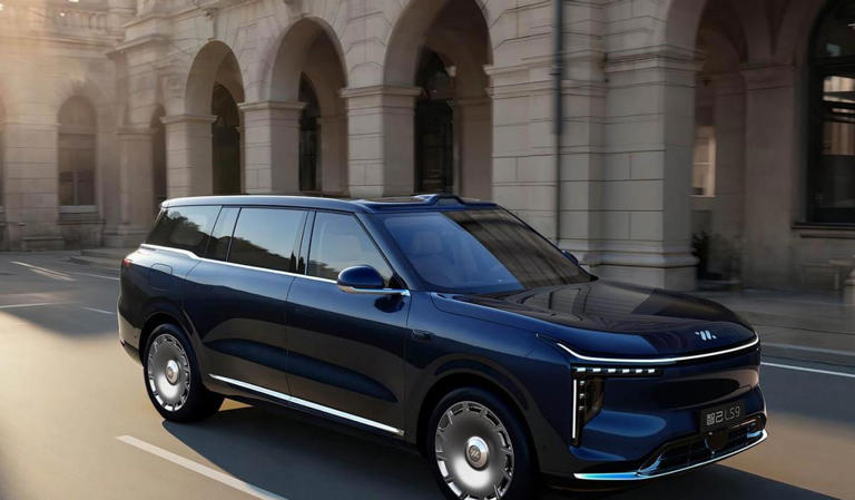 凝聚顶尖技术的旗舰之作 智己LS9如何颠覆30万级大六座SUV格局？