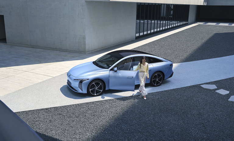 不到15万能拿下800V超充轿跑？星海S7这性价比无敌了