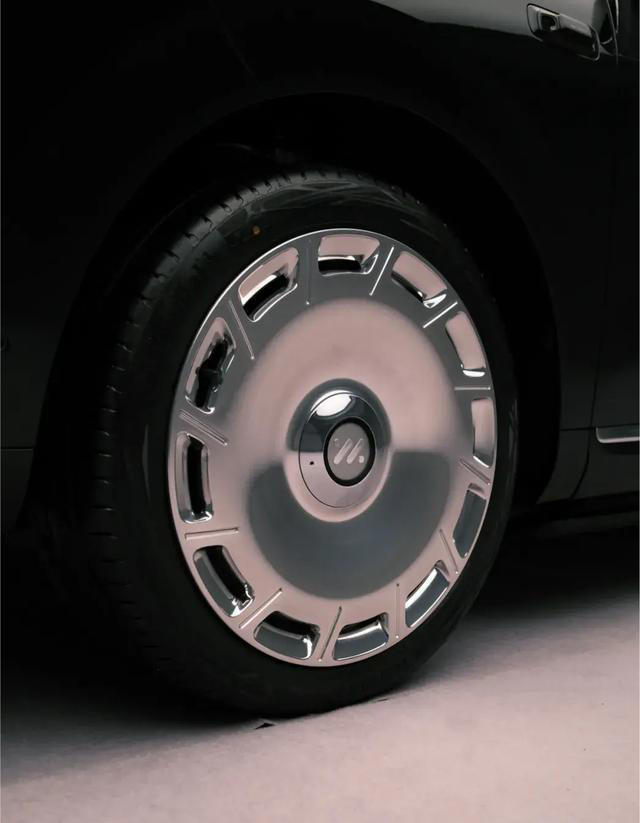 33.69万起，上汽旗舰智己LS9正式开启预售