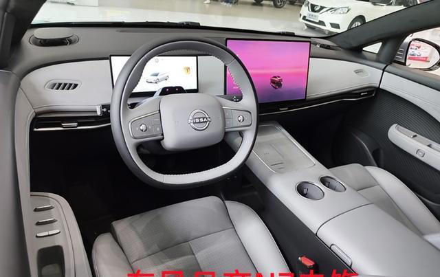 东风日产N6现身，宛如“小号N7”，轴距超2米8，搭载1.5L插混动力