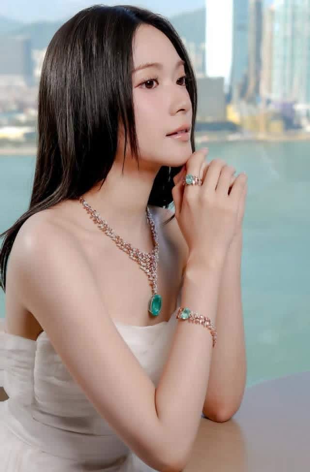 港媒评港圈十大新生代女神：ViuTV偶像占大半，TVB港姐零上榜