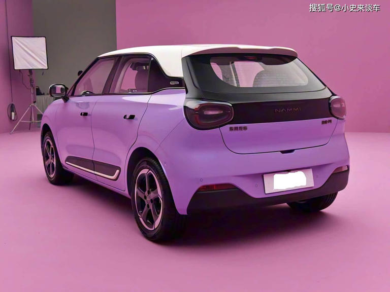 5.98万起售的纯电小车！运动设计配无框车门，12.8英寸大屏+430km续航，性价比拉满