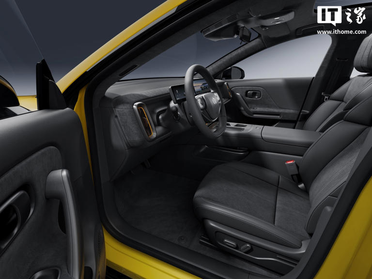 零跑 Lafa 5 纯电运动两厢轿跑预售，10.58 万-13.18 万元