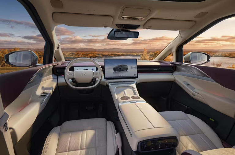 小鹏X9超级增程版：63.3kWh“六边形战士”登场，10分钟补能313km