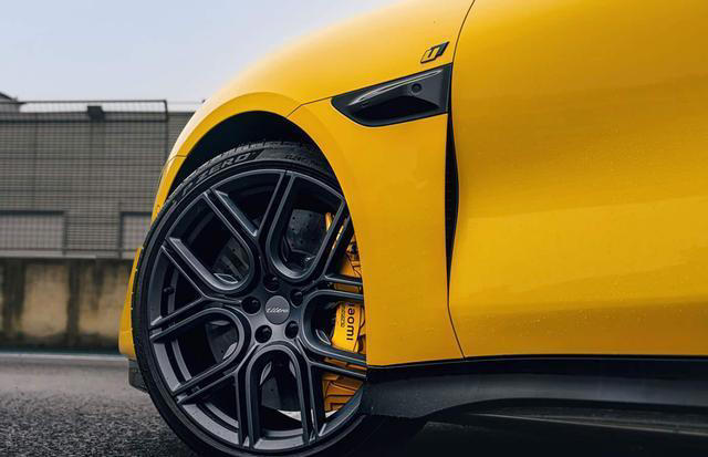 理想MEGA到小米SU7，10天三起自燃，谁为“移动火场”悲剧买单？