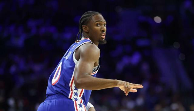 43+26+25！76人豪取三连胜，东部第一易主，格局悄然改变