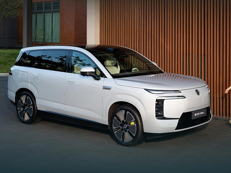 腾势N8L上市 售价为29.98-32.98万