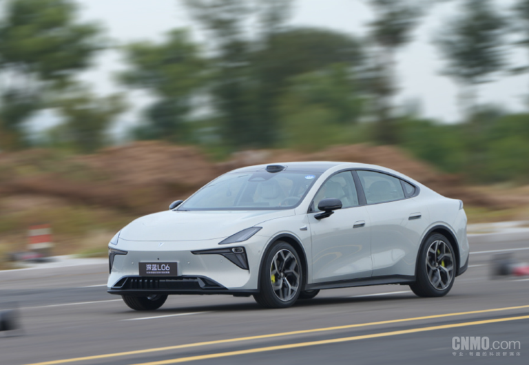 演员刘浩存任深蓝L06品牌大使 将出席10月30日发布会