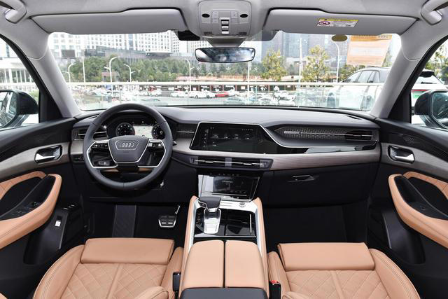 上汽奥迪Q6逐云版，搭载第四代EA888