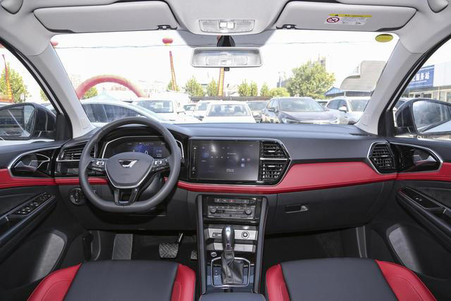 售价11.79万元，1.4T+6AT组合，这款车稳定可靠！