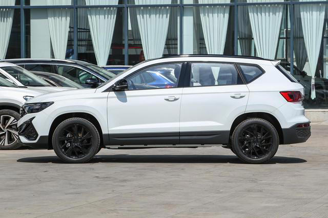 售价11.79万元，1.4T+6AT组合，这款车稳定可靠！