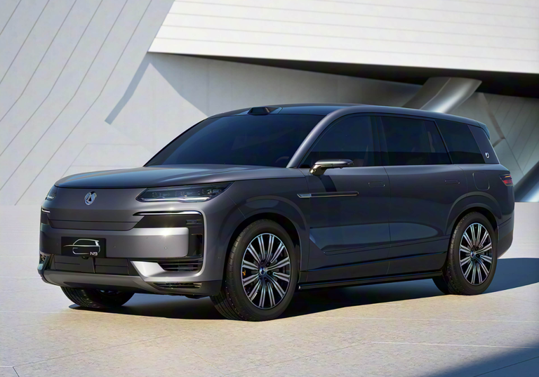 售价29.98万元起的腾势N8L上市，腾势N9瞬间不香了