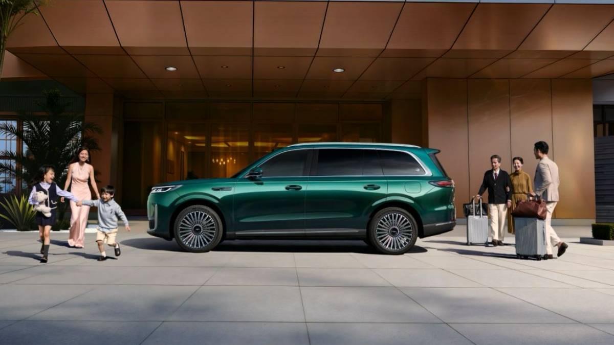 IMAX 影院装上车！「芜湖迈巴赫」奇瑞风云 T11 上市，17.99 万元起