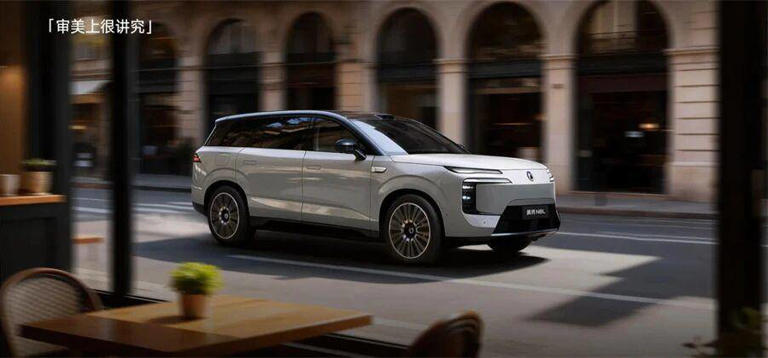 腾势N8L正式上市，29.98万起能否定义“全家人的豪华插混SUV”？