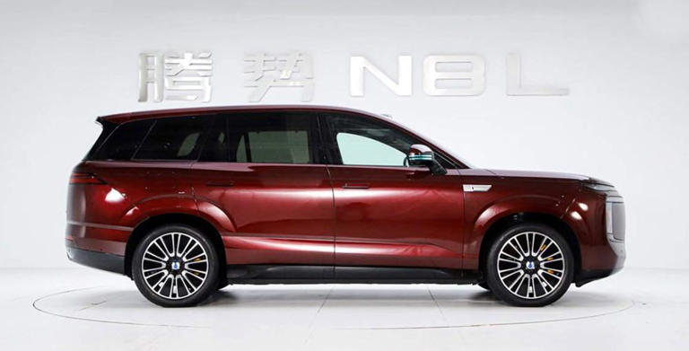 理想L8迎来新对手，29.98万起，腾势N8L上市