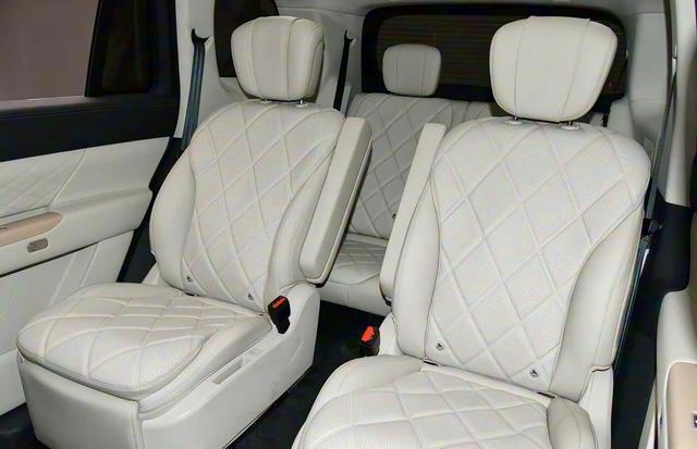 置换17.99万起，奇瑞风云T11上市！6座大型SUV，尺寸堪比揽胜加长