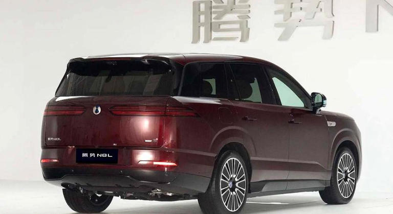 理想L8迎来新对手，29.98万起，腾势N8L上市