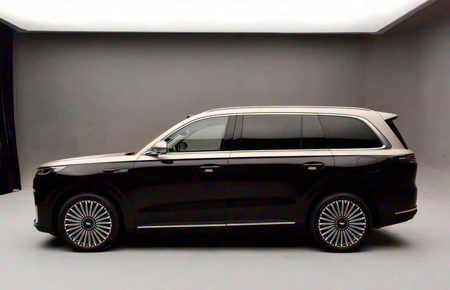 置换17.99万起，奇瑞风云T11上市！6座大型SUV，尺寸堪比揽胜加长