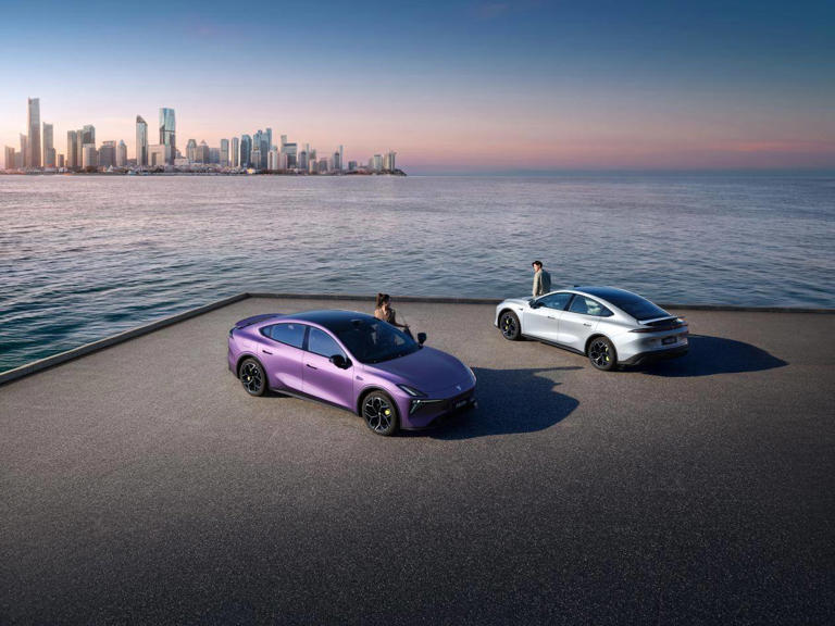 13.99万起，深蓝L06开启预售，3nm芯片和磁流变悬架卖点出彩