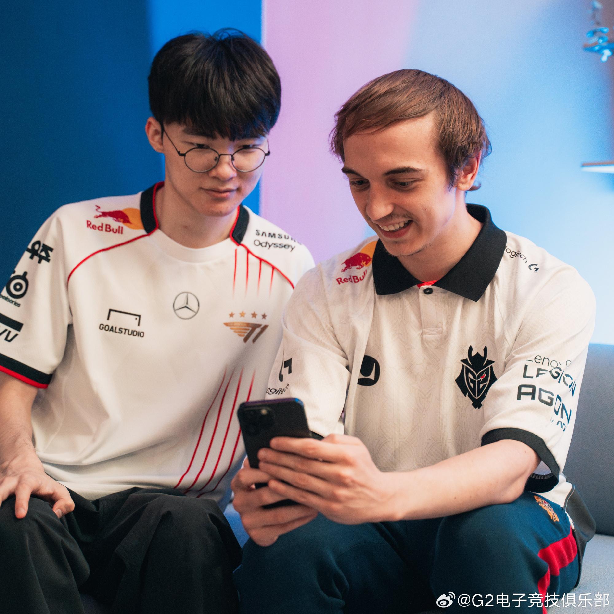 G2官媒晒Faker与Caps合影：是的，我们都选了冰鸟