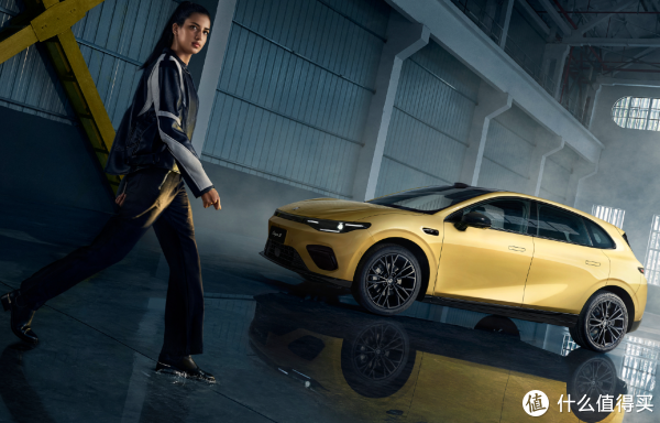 10.58万起！零跑Lafa 5开启预售，160kW电机的纯电小钢炮？