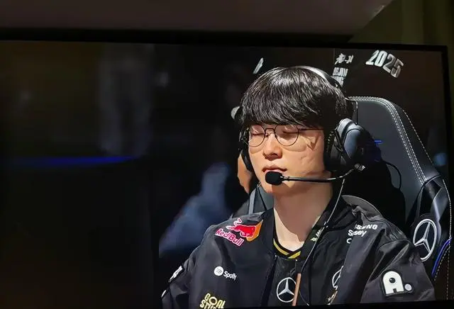 知名主播真实电竞喊话LPL：Uzi凭什么那个年纪就退役了？