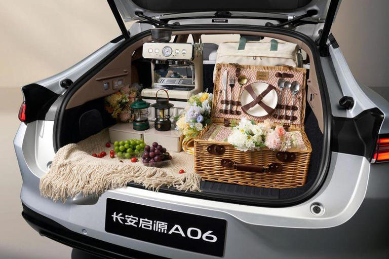 三大重构四大超配 长安启源A06 10.99万—14.99万