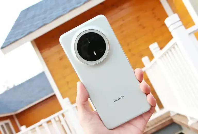 华为mate70Air对比mate70Pro，有哪些区别？差价600如何选？