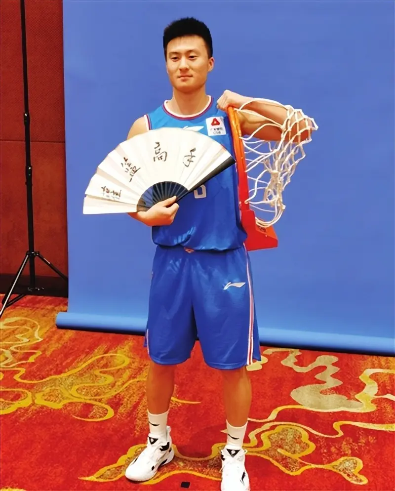 CCTV5直播，广东男篮VS天津队，胡明轩PK谷泽浴，杜锋拒绝爆冷！