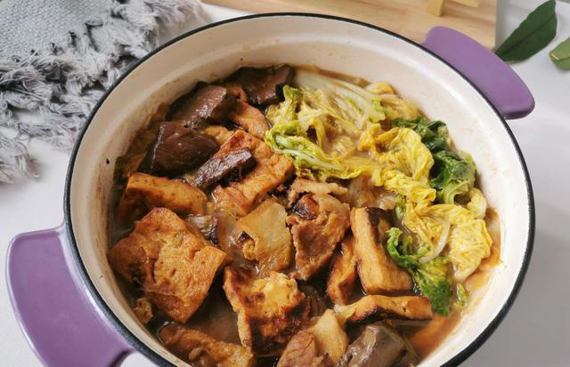 入冬后，多吃这6道炖菜，驱除寒冷，补充营养，肠胃舒服身体棒！