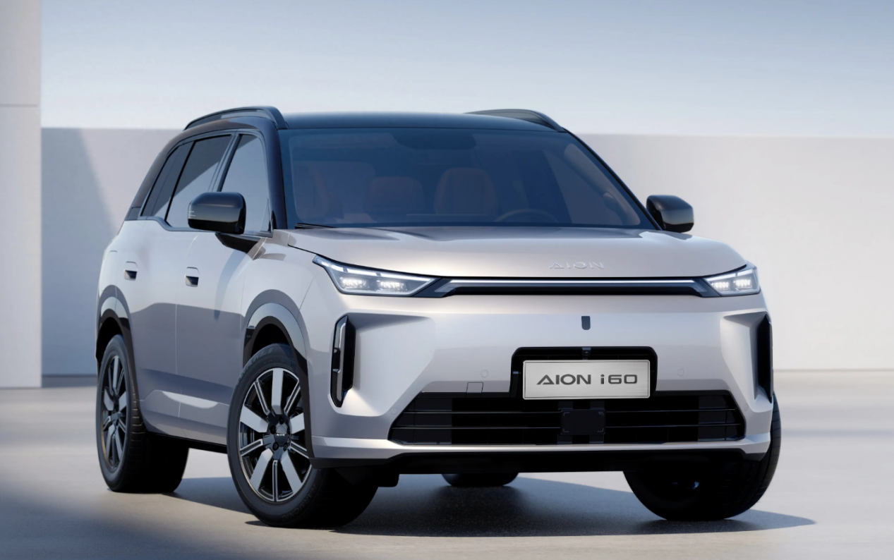 埃安i60破局而至，10万级增程SUV背后，藏着广汽突围的野心？