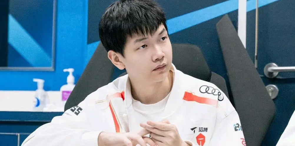 IG转会期迎来坏消息！Daeny跑路加盟GEN，京东被爆接触小奶油